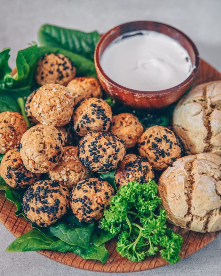 Savory Protein Snack Balls | Annelina Waller